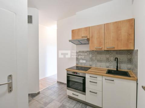 Prodej bytu 2+kk, Praha - Michle, Nad Vršovskou horou, 39 m2 | Vitio.cz